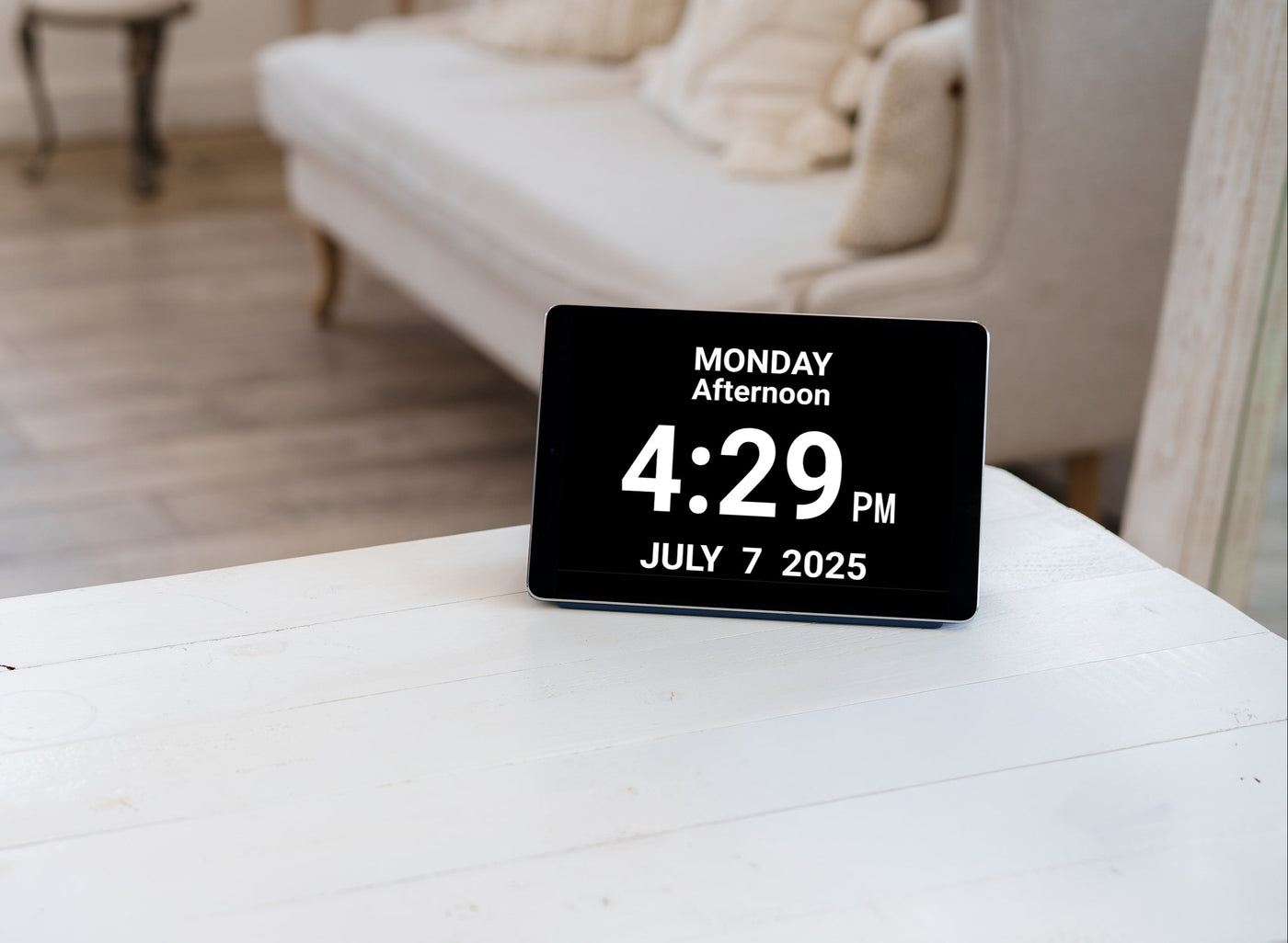The Idem Smart Clock